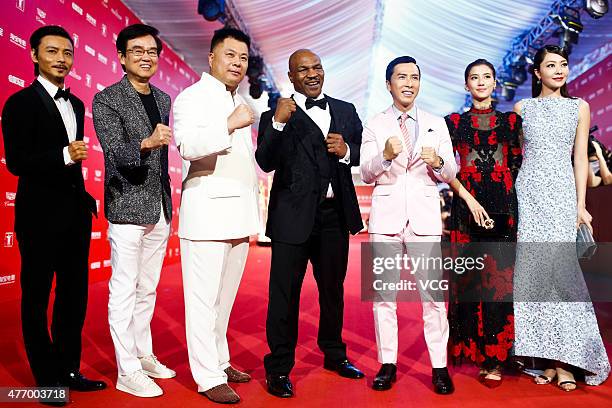 678 photos et images haute résolution de Max Zhang - Getty Images 678 photos et images haute résolution de Max Zhang - Getty Images