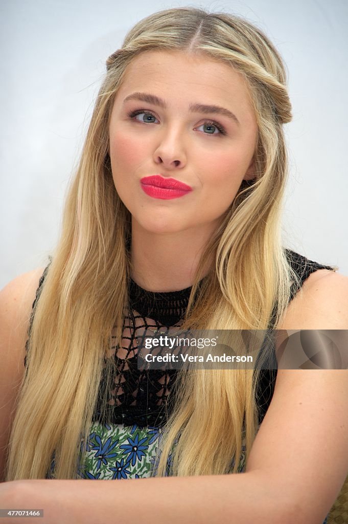 Chloe Grace Moretz On Location On June 12 2015 In Cancun Mexico Fotografía De Noticias