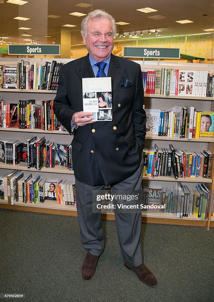 Actor Robert Wagner signs copies of his new book Actor Robert Wagner signs copies of his new book