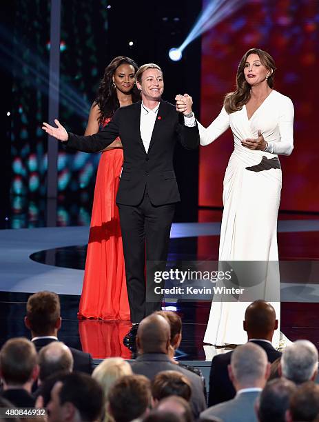 Arthur Ashe Courage Award Photos And Premium High Res Pictures Getty