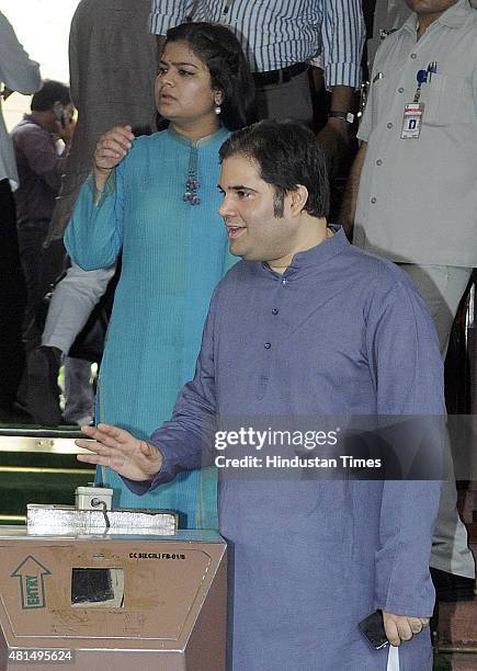 Feroze Varun Gandhi Photos and Premium High Res Pictures - Getty Images Feroze Varun Gandhi Photos and Premium High Res Pictures - Getty Images