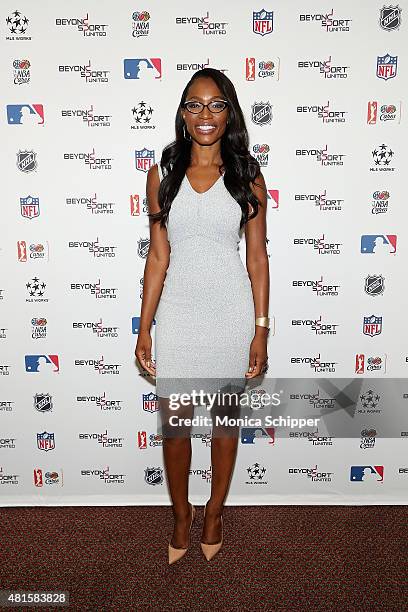 Espn Sportscenter Anchor Cari Champion Photos and Premium High Res ... Espn Sportscenter Anchor Cari Champion Photos and Premium High Res ...