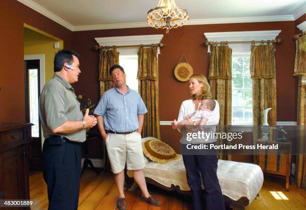 Leo John Paul Photos and Premium High Res Pictures - Getty Images Leo John Paul Photos and Premium High Res Pictures - Getty Images