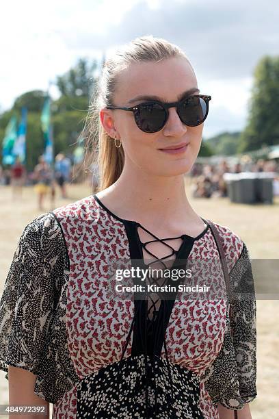Eloise Showering Photos And Premium High Res Pictures Getty Images