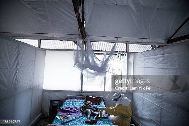 Lassa Fever Photos And Premium High Res Pictures Getty Images