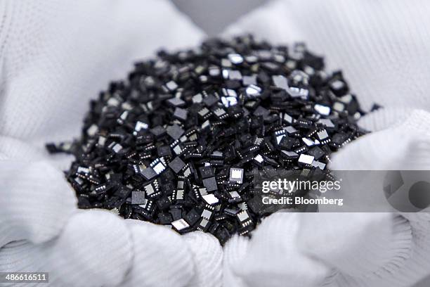 Hana Microelectronics Photos And Premium High Res Pictures Getty Images