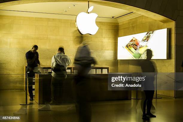 Apple Unveils New Versions Of Iphone 6 Apple Tv Photos And Premium High