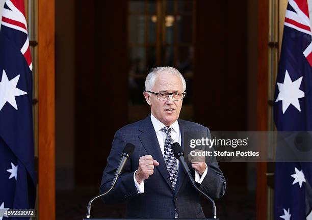 Malcolm Turnbull Sworn In As Australian Prime Minister Photos Et Images