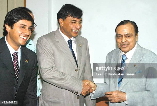 83 Lakshmi N Mittal Stock Photos, High-Res Pictures, and Images - Getty ... 83 Lakshmi N Mittal Stock Photos, High-Res Pictures, and Images - Getty ...