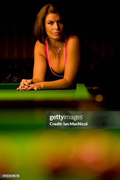 Michaela Tabb Snooker Referee Photo Shoot Photos And Premium High Res Pictures Getty Images