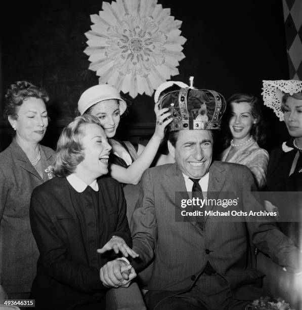 June Allyson Photos And Premium High Res Pictures Getty Images