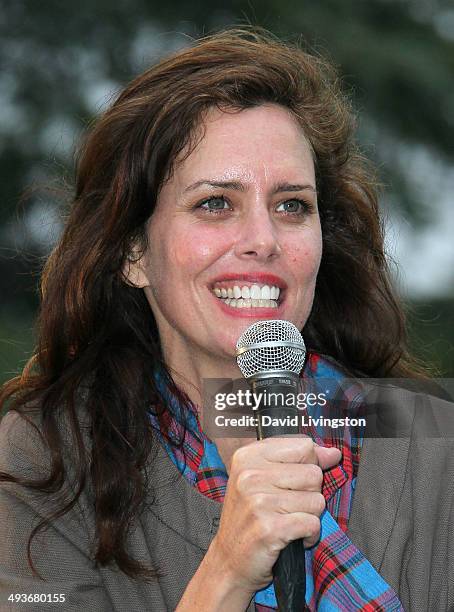 Ione Skye Say Anything Photos And Premium High Res Pictures Getty Images
