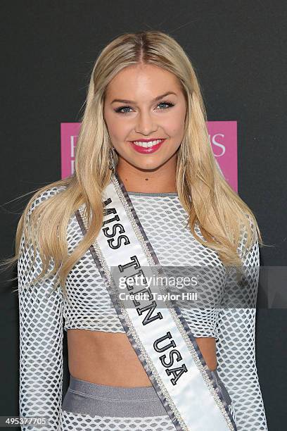 518 Cassidy Wolf Photos And High Res Pictures Getty Images