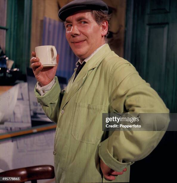 Alfie Bass Photos And Premium High Res Pictures Getty Images