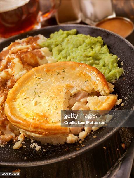English Style Chicken Pie with Mushy Peas and a Beer 이미지 (499057764 ...