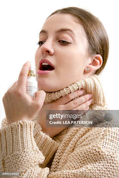 Sore Throat Teen Fotografías E Imágenes De Stock Getty Images