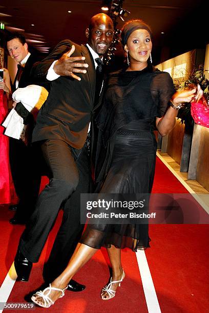 14 Liz Baffoe Anthony Baffoe Stock Photos, High-Res Pictures, and ... 14 Liz Baffoe Anthony Baffoe Stock Photos, High-Res Pictures, and ...