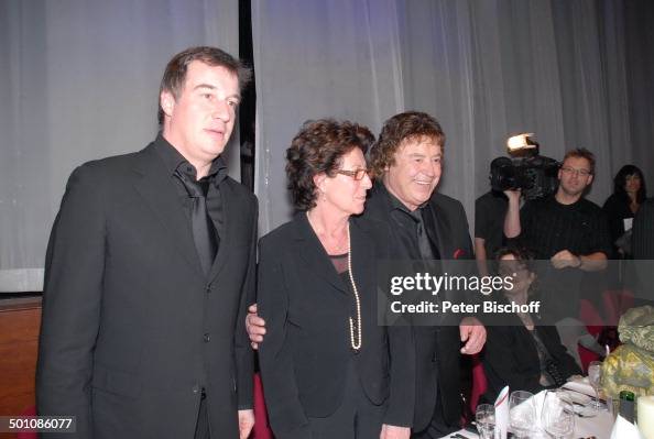 Tony Marshall , Ehefrau Gaby , Sohn Marc Marshall , Tochter Stella ... Tony Marshall , Ehefrau Gaby , Sohn Marc Marshall , Tochter Stella ...