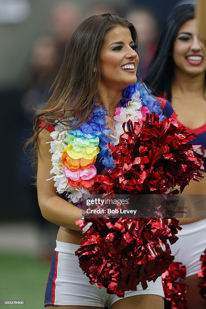 Houston Texans Cheerleader Delaney Selected To Go To The Pro Bowl At