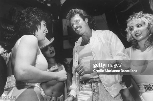 Billy Deans Foxy Boxing Photos And Premium High Res Pictures Getty Images