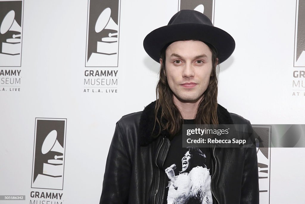 Singersongwriter James Bay Attends Spotlight James Bay At The News Photo Getty Images