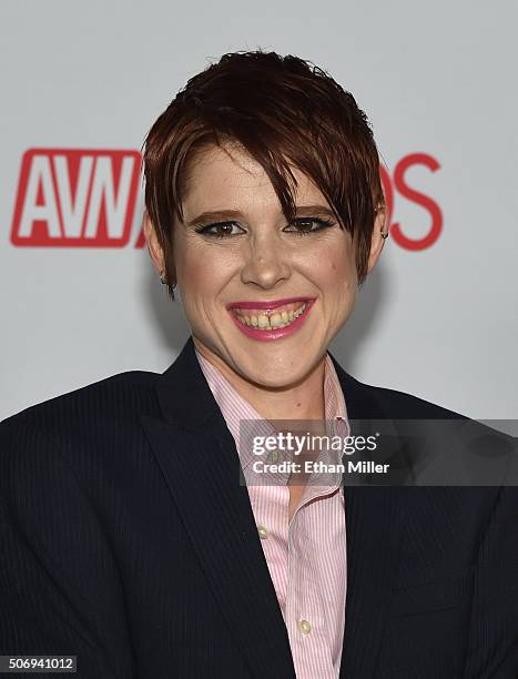 Lily Cade Photos Et Images De Collection Getty Images
