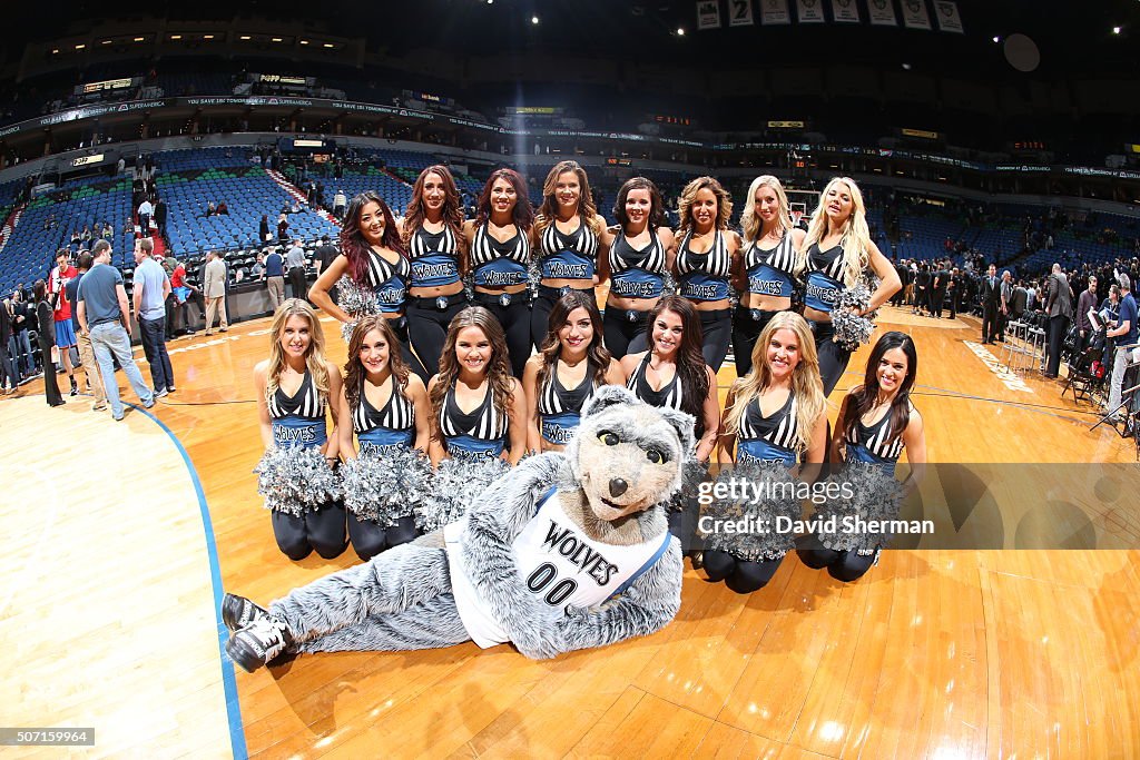 Dancers Pose After The Game Between The Oklahoma City Thunder And