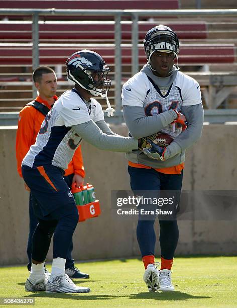 Demarcus Ware Von Miller Photos And Premium High Res Pictures Getty