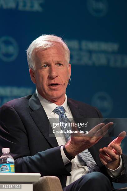 Devon Energy Corp Photos And Premium High Res Pictures Getty Images