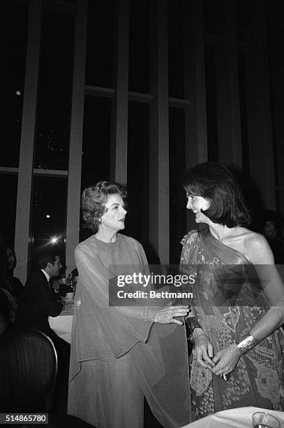 Jackie Carter Photos And Premium High Res Pictures Getty Images
