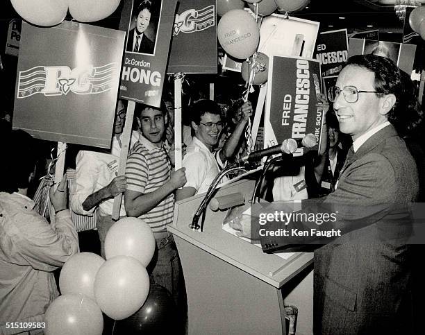 Ken Grossman Photos And Premium High Res Pictures Getty Images