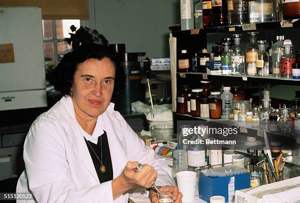 Rosalyn Yalow Photos and Premium High Res Pictures - Getty Images Rosalyn Yalow Photos and Premium High Res Pictures - Getty Images