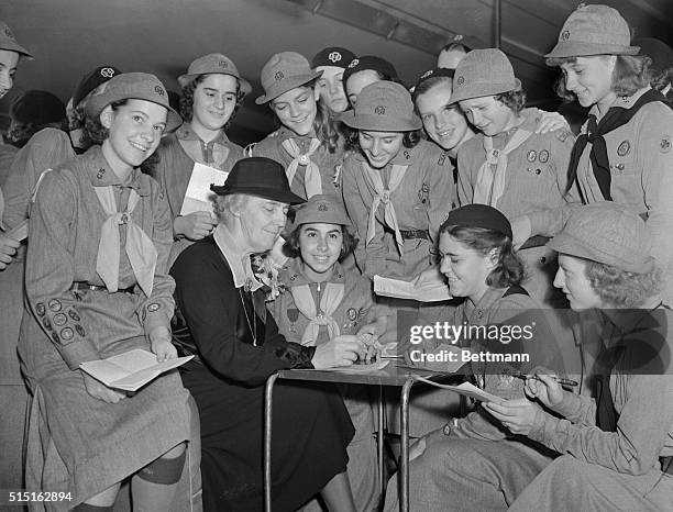 Girl Scout Vintage Photos And Premium High Res Pictures Getty Images