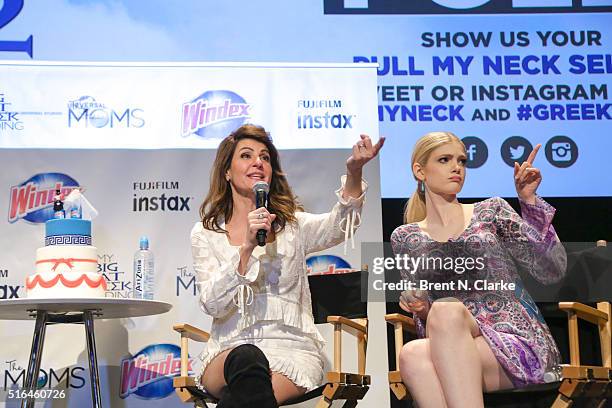 Elena Kampouris Pictures Photos And Premium High Res Pictures Getty Images