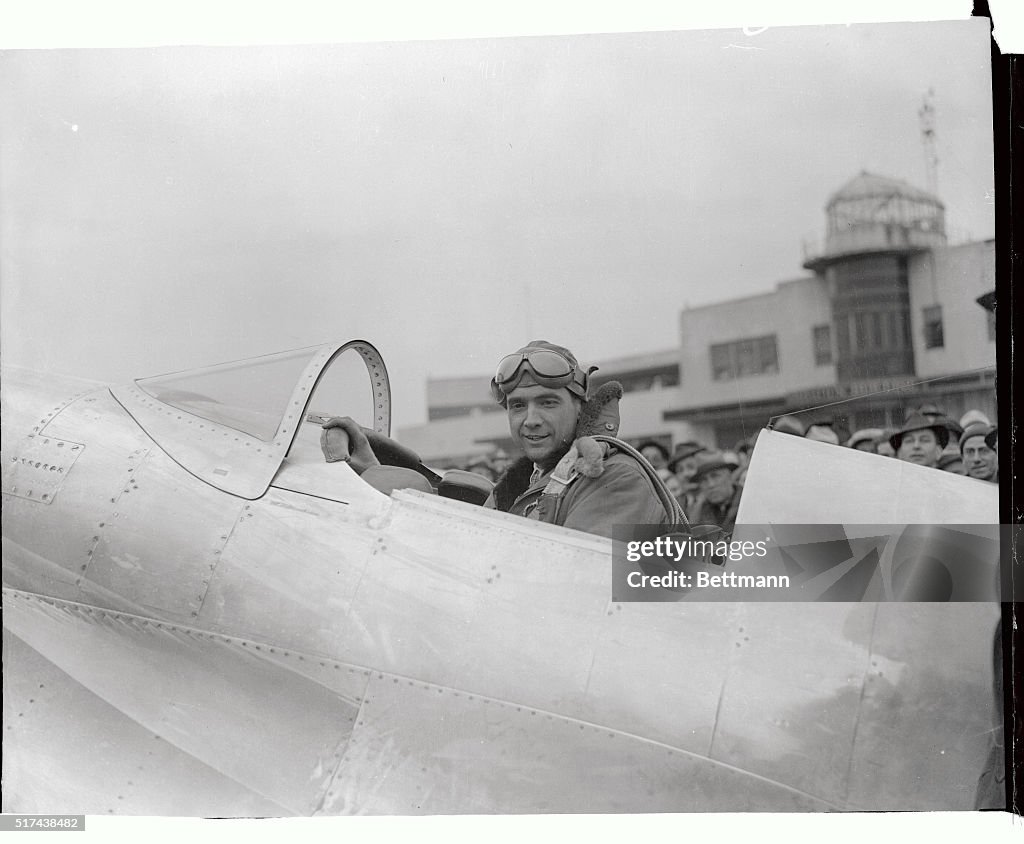 Howard Hughes Famous Pilot Seated In Cockpit Of His Record Breaking News Photo Getty Images