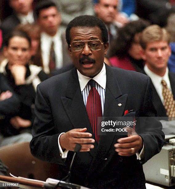 Us Johnnie Cochran Jr Photos And Premium High Res Pictures Getty Images
