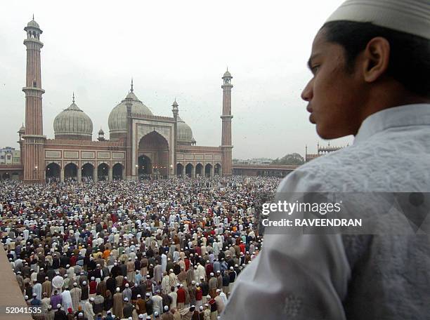 30 Muslims Across The World Celebrate Eid Al Azha Stock Photos, High ... 30 Muslims Across The World Celebrate Eid Al Azha Stock Photos, High ...