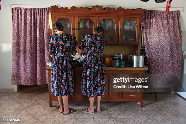 Mennonite Family Photos and Premium High Res Pictures - Getty Images Mennonite Family Photos and Premium High Res Pictures - Getty Images