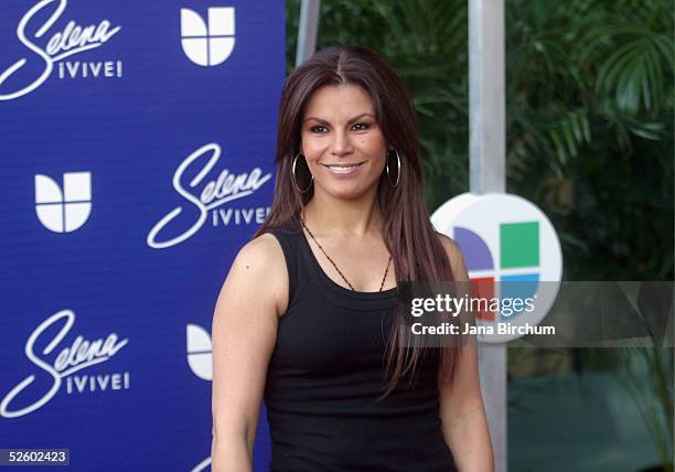 Olga Ta On In Concert Photos And Premium High Res Pictures Getty Images