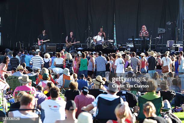 46 Doug Cosmo” Clifford Photos & High Res Pictures - Getty Images 46 Doug Cosmo” Clifford Photos & High Res Pictures - Getty Images