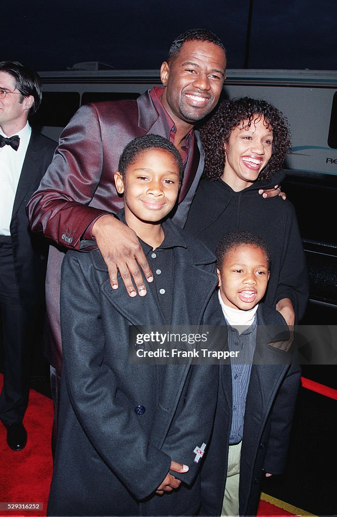 Arrival of Brian McKnight with his family. News Photo - Getty Images Arrival of Brian McKnight with his family. News Photo - Getty Images