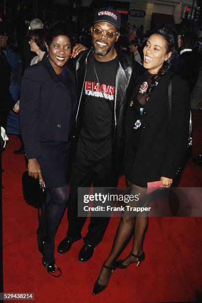 79 Die Hard Los Angeles Premiere Photos & High Res Pictures - Getty Images 79 Die Hard Los Angeles Premiere Photos & High Res Pictures - Getty Images