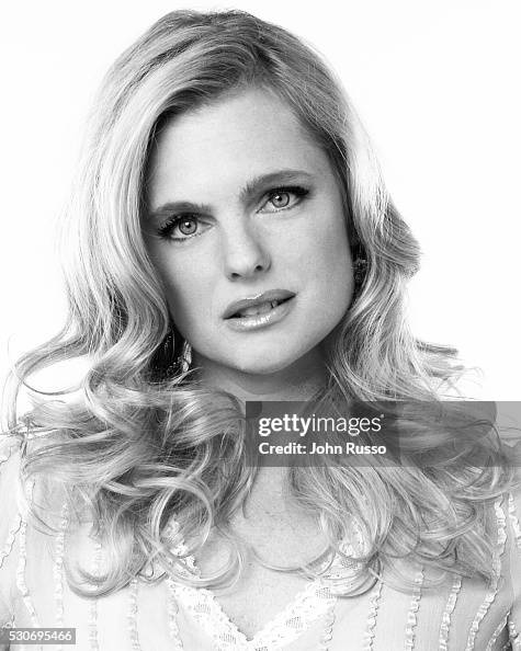 Erika Eleniak News Photo Getty Images