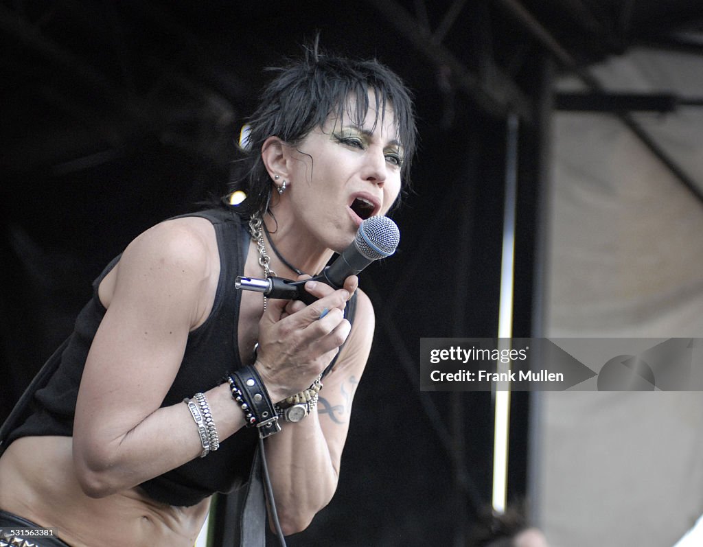 Joan Jett And The Blackhearts During 2006 Vans Warped Tour Atlanta News Photo Getty Images