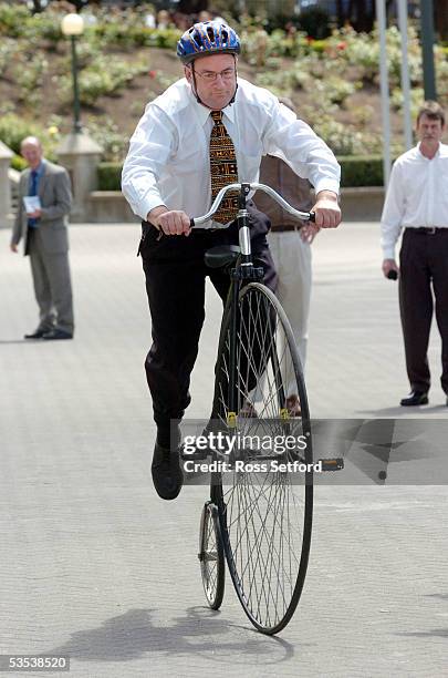 360 Trevor Mallard Photos & High Res Pictures - Getty Images 360 Trevor Mallard Photos & High Res Pictures - Getty Images