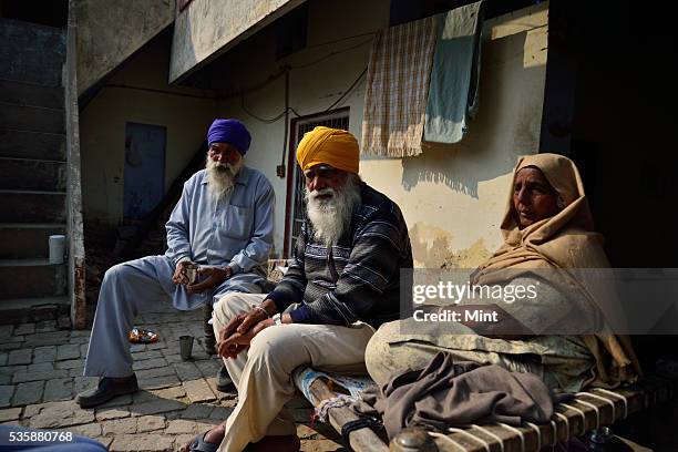Fatehgarh Sahib Photos and Premium High Res Pictures - Getty Images Fatehgarh Sahib Photos and Premium High Res Pictures - Getty Images