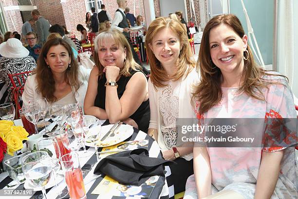 Lisa Abel Photos And Premium High Res Pictures Getty Images