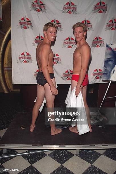 Brewer Twins Photos and Premium High Res Pictures - Getty Images Brewer Twins Photos and Premium High Res Pictures - Getty Images