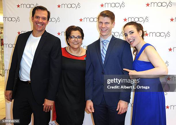299 Ford Austin And Vida Ghaffari Host Iberjoya Jewelry Show Arrivals