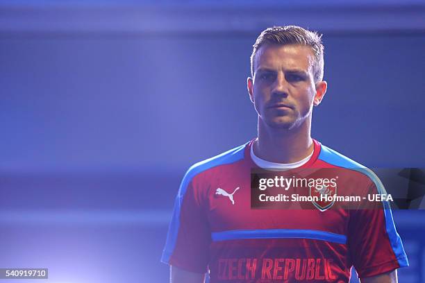 Republic Vladimir Darida Photos And Premium High Res Pictures Getty Images